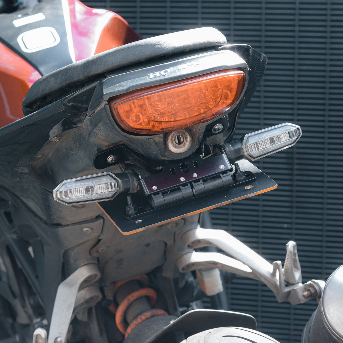 Honda CB300R | Adjustable Tail Tidy / Fender Eliminator – Flip N Dip